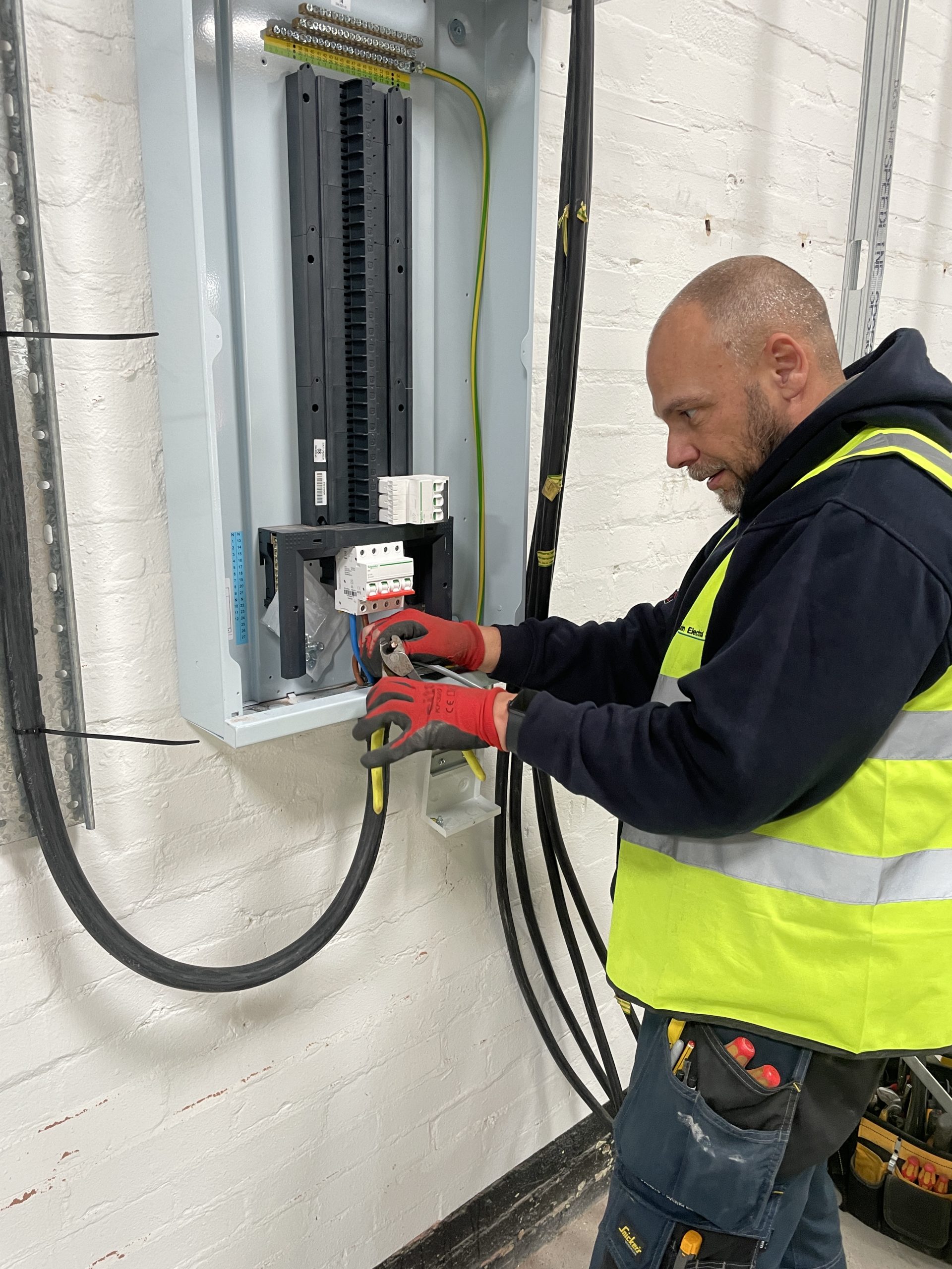 Leicester Electrician | Commercial Electrician | Domestic Electrician ...